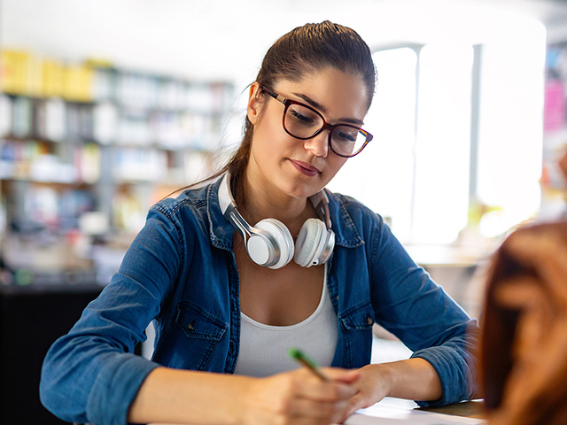 How to Improve Your College Reading Abilities